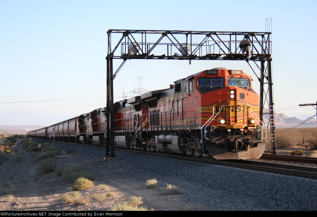 BNSF 5146